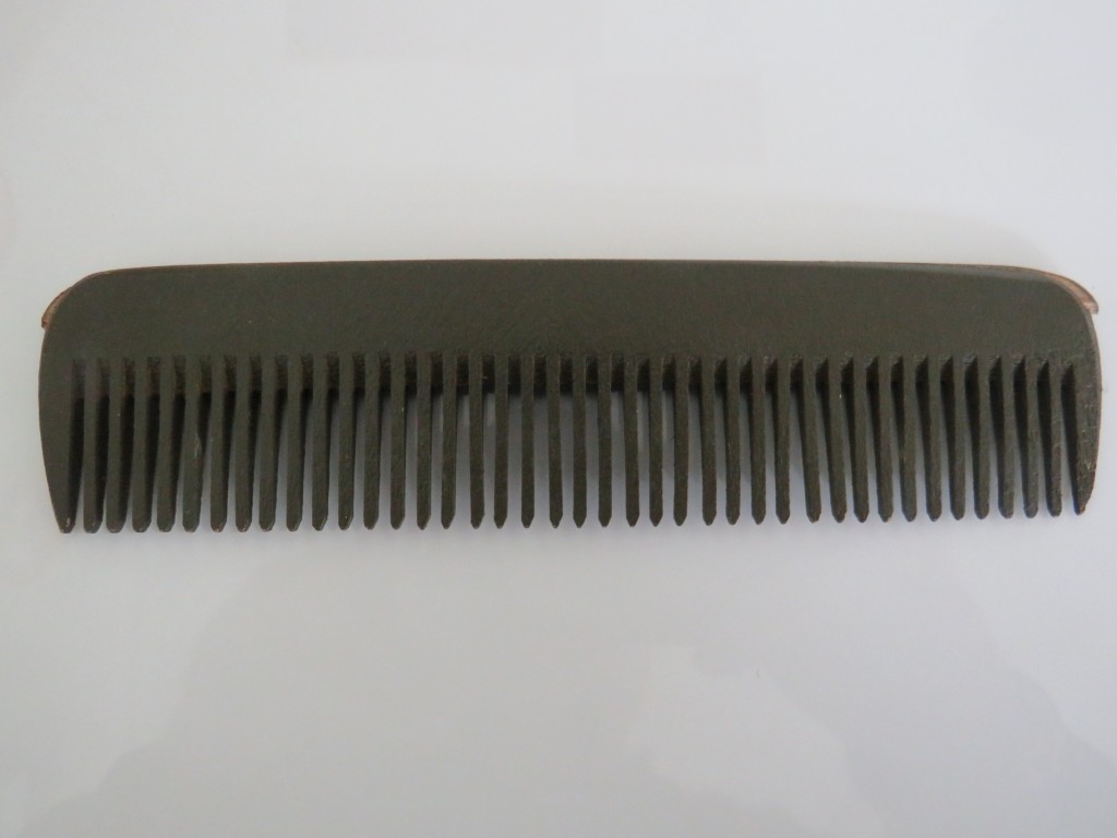 1930s FIELD GREY GERMAN WOODEN COMB | Malcolm Wagner Militaria